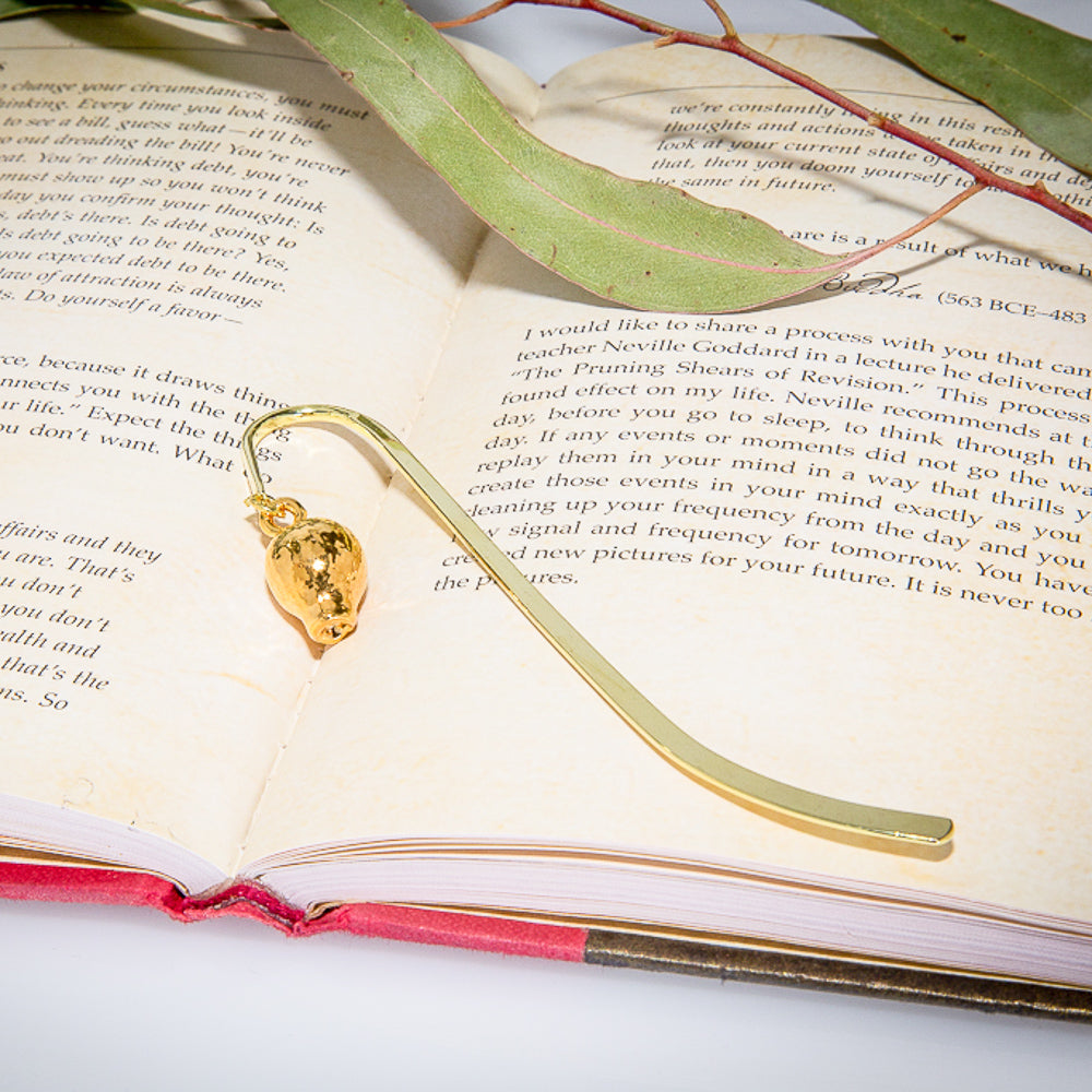 Eucalyptus Scribbly Gum Nut Gold Bookmark – Real Leaf Jewellery Australia